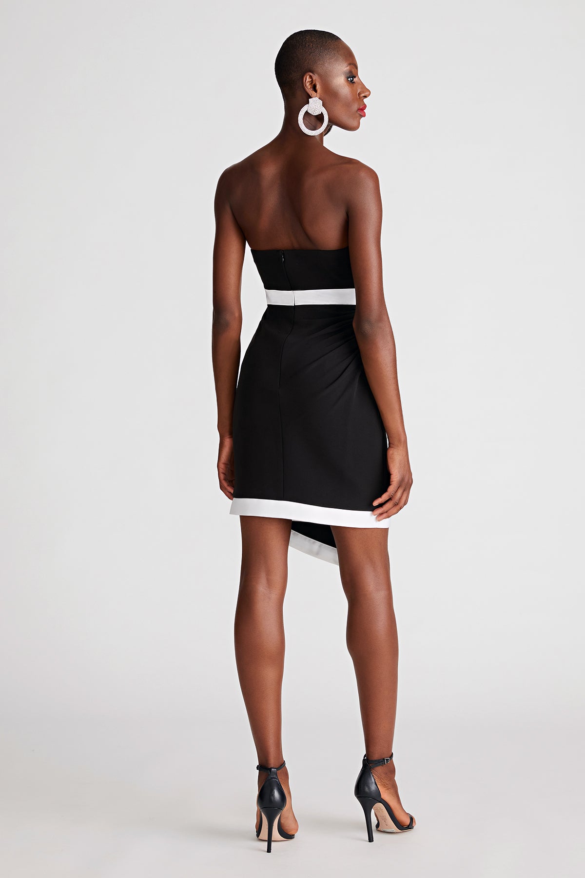 Lanie Dress In Crepe – Halston