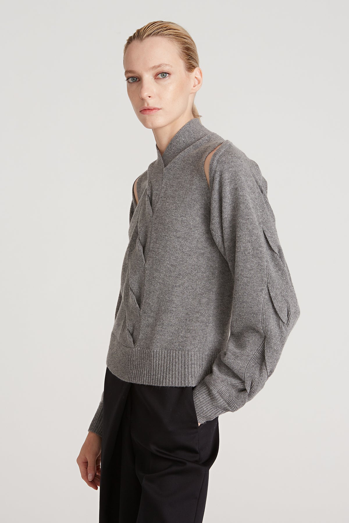 Halston - Auden Wool Cash Cable Shrug - Merlot
