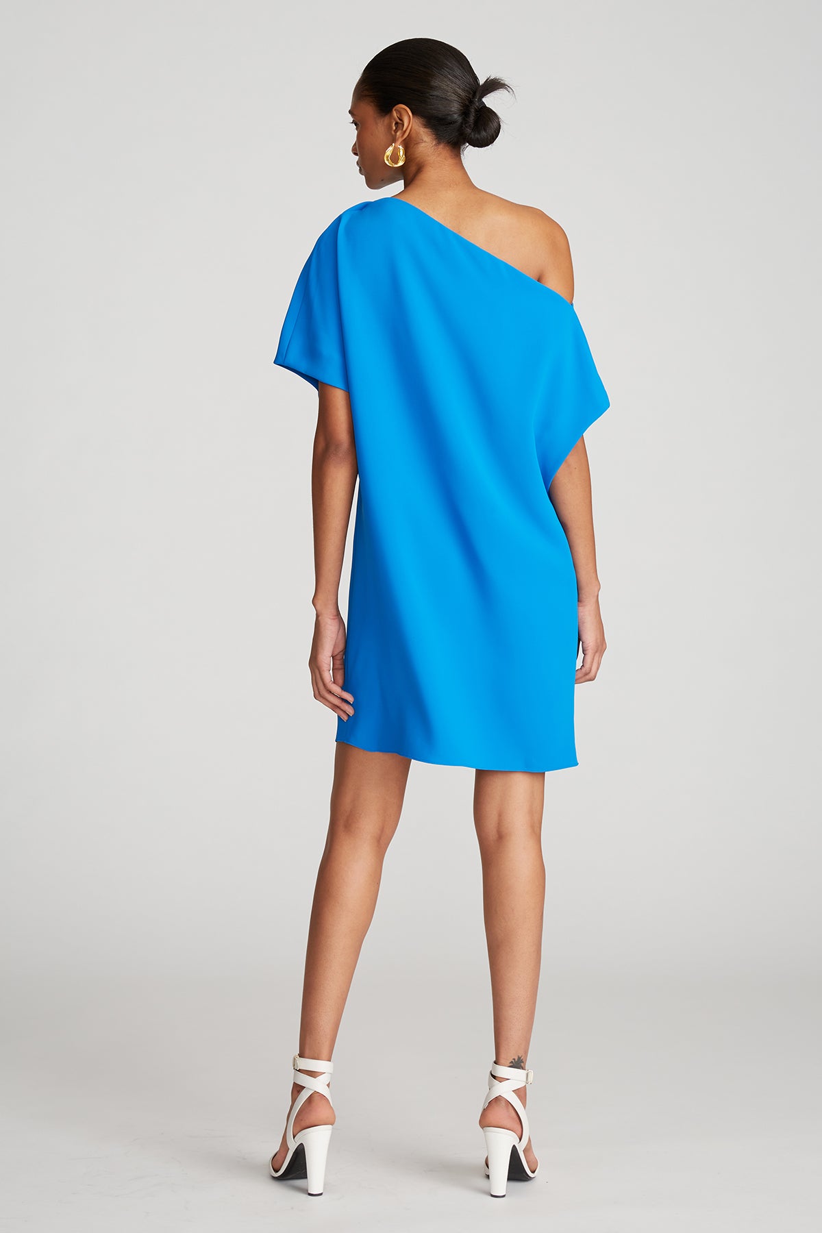 Karsyn Dress In Fluid Crepe – Halston