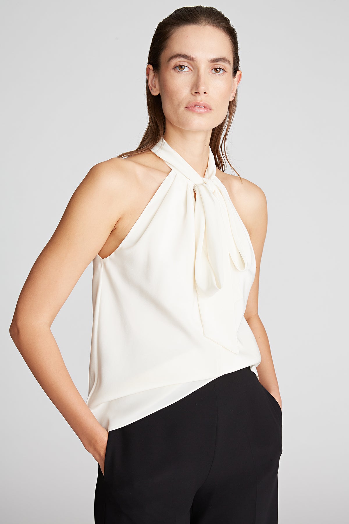 Jillian Top in Crepe De Chine – Halston
